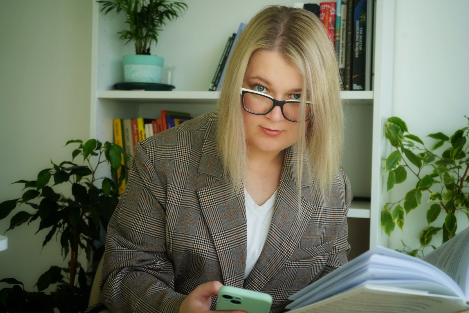 5 книг о сознании и будущем от CEO Stepik Юлии Тихоход